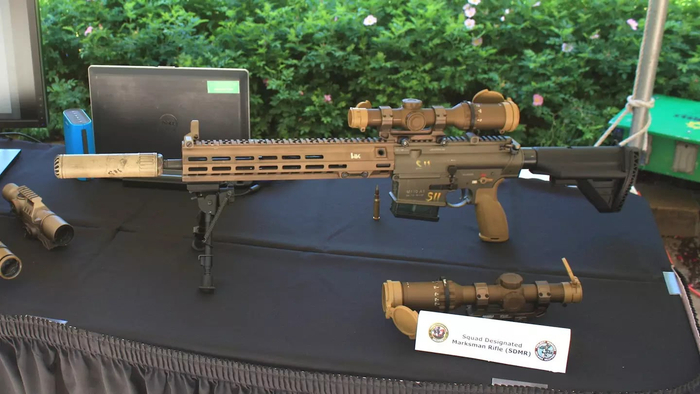 现有枪械威力弱美军急配SDMR新枪 配中口径弹药威力远超M4|枪械威力|古德里奇|步枪_新浪新闻