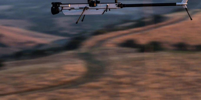 Anduril发布军用智能无人机Ghost 4，它是五角大楼「指定供应商」，创始人视特朗普为偶像_手机新浪网