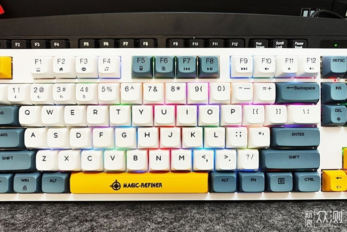 魔炼者MK29Pro机械键盘上手分享__财经头条