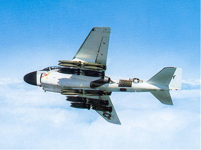 美国这款战机曾被我们干下！我军击落2架A6攻击机_新浪图片