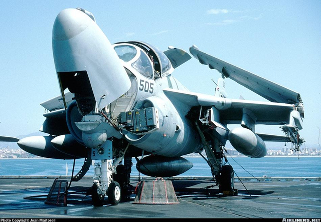 美国这款战机曾被我们干下！我军击落2架A6攻击机_新浪图片