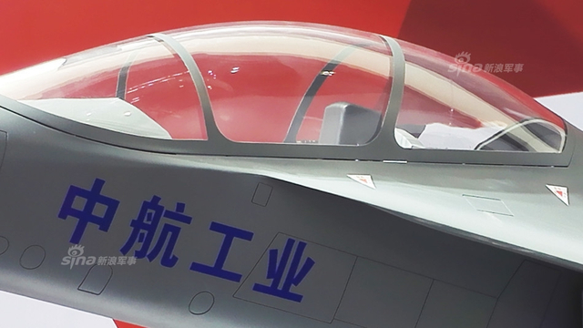 中国最优秀的教练机？L15B战机超清细节美如画_新浪图片