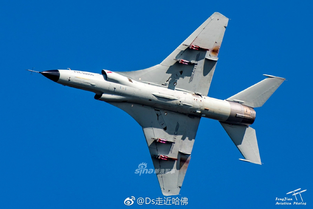 满足客户需求性价比高！我FTC-2000G多用途战机展英姿_新浪图片