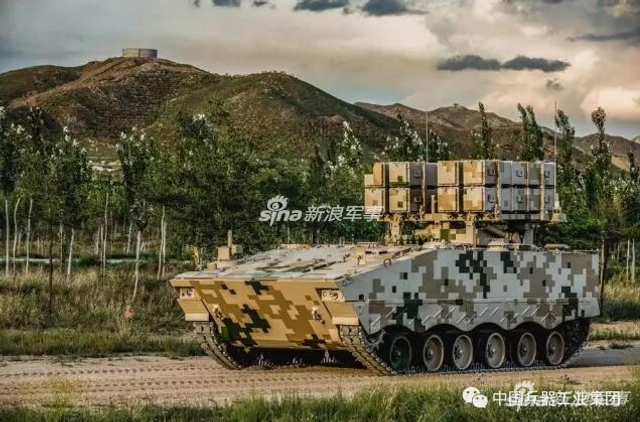 中国陆军装备最高水平！国产新坦克装甲车集中亮相_新浪图片