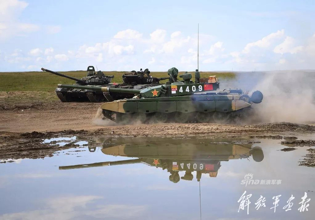 中国99A坦克防护能力超过1米 美军最强穿甲弹打不穿_手机新浪网