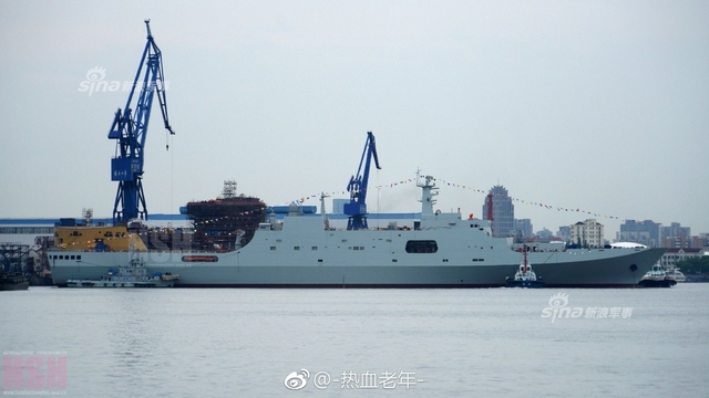 美媒：中国扩充两栖舰队 071型登陆舰批量服役|船坞登陆舰|中国|海军陆战队|气垫船|近防炮_手机新浪网