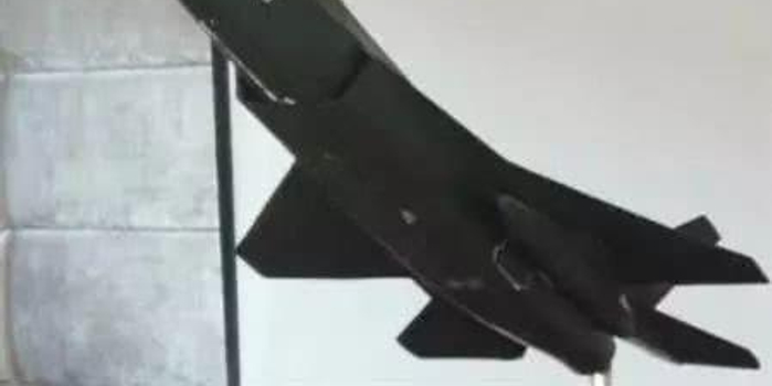 巴铁再也不挑剔：中国提供两种隐身战机 非FC31歼20_手机新浪网