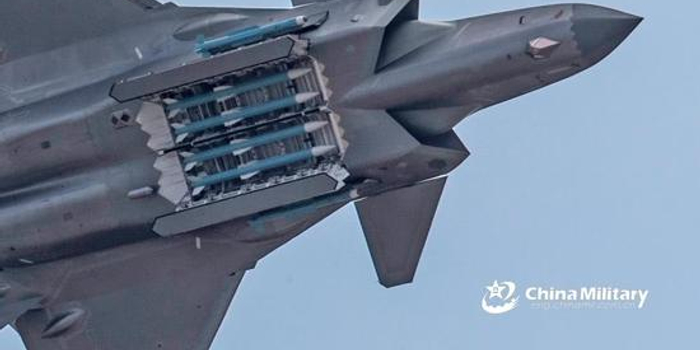 中国地对空版PL15导弹亮相 一弹两头比红旗9还灵活_手机新浪网