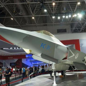 我FC31公开数据弹舱容积超F35 或换WS19改装舰载机_手机新浪网