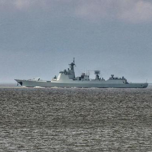 第21艘052D舰下水 加长版“中华神盾”居然已造8艘_手机新浪网