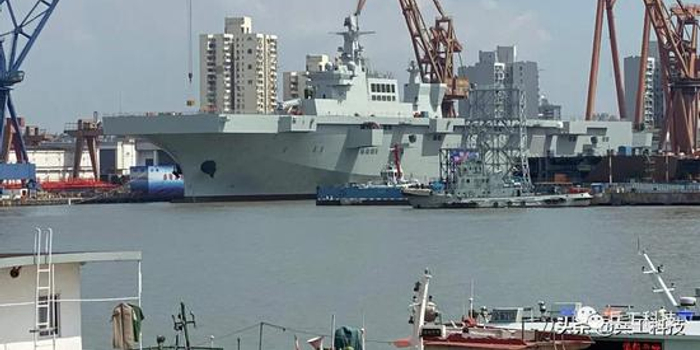 075舰大量建造服役 将给中国两栖作战带来哪些变革_手机新浪网