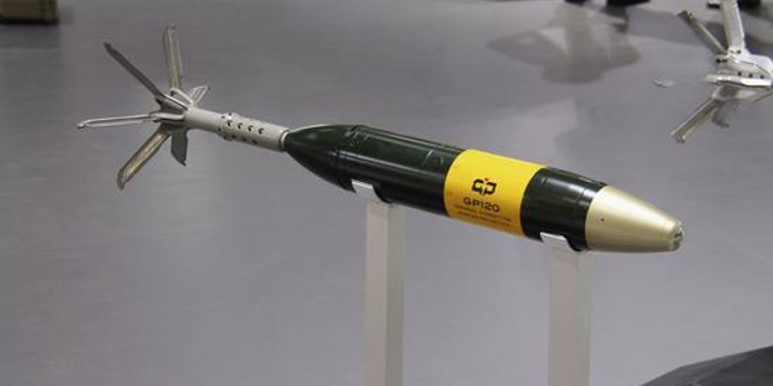 简氏称中国推出新型炮弹 采用全球独一设计可打坦克_手机新浪网