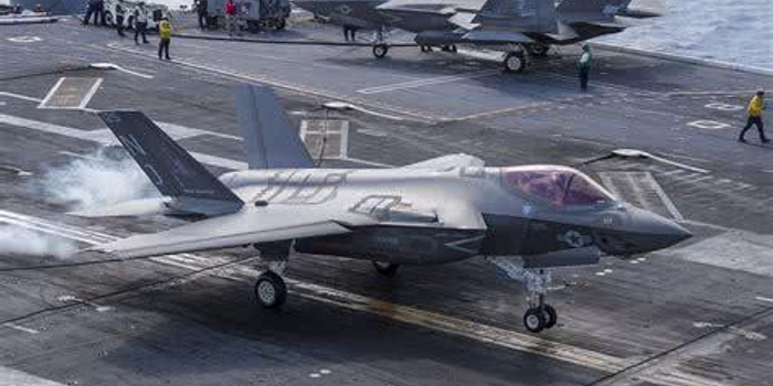 美媒：日本或为出云级准航母安装弹射器 可起降F35C_手机新浪网