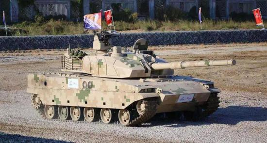 中国VT5坦克首次出口 并不是15轻坦落选方案"变"的_手机新浪网
