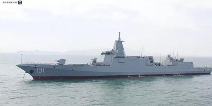 055万吨大驱首舰南昌舰入列 老搭档担任舰长政委_手机新浪网