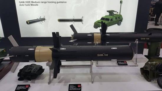 中国大批武器亮相伊拉克防展 这款新导弹最抢眼(图)_手机新浪网