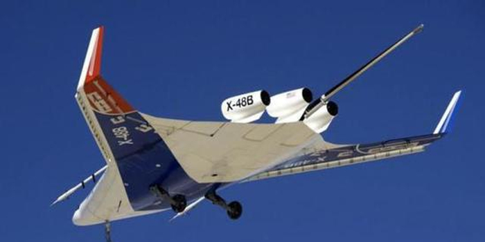 中国版X-48B翼身融合验证机首飞 或将变身无人轰炸机_手机新浪网