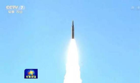 歼20机群与东风21D组最佳搭档 将美军航母逼入绝境_手机新浪网