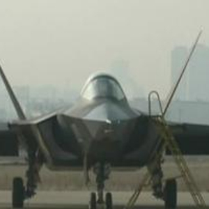 FC31要变身舰载机需做5大改进 或将配备国产航母_手机新浪网