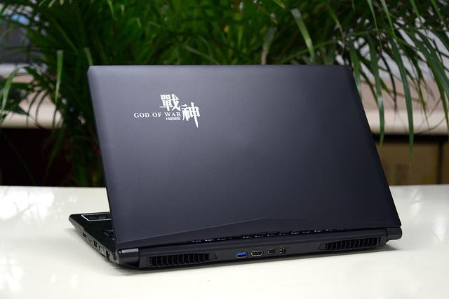 GTX965M够不够用？神舟战神Z7M-SL7D2深度测评__财经头条