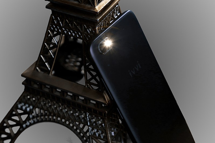 ivvi V3高清图赏：鹅卵石金属质感外观颜值实力派