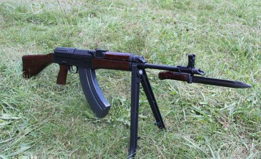 你根本不了解捷克CZ 75手枪！