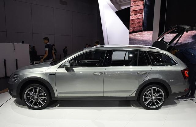 2018款斯柯达明锐-旅行车强势来袭，空间大配置多，给你开开眼界