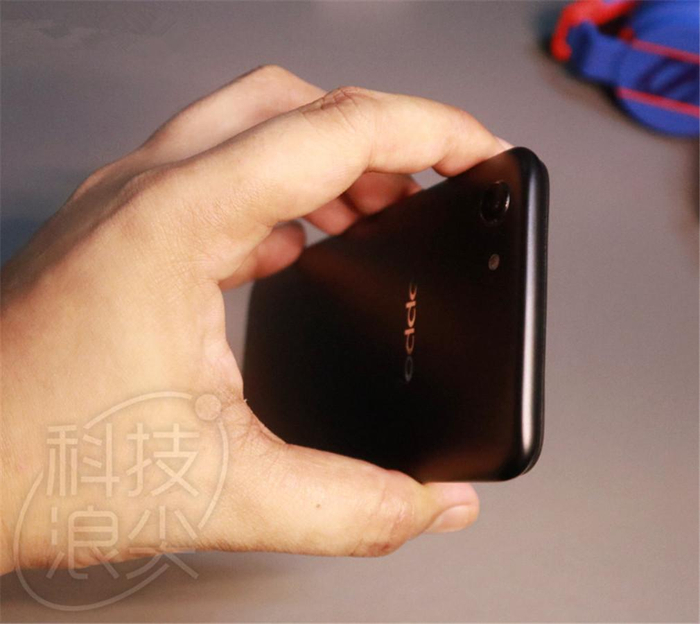 OPPO A83菲律宾开箱：5.7英寸全面屏+面部解锁