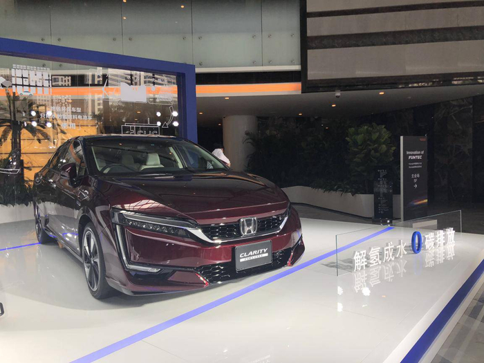 欢迎来到FUNTEC World，电动车和共享服务马上就到