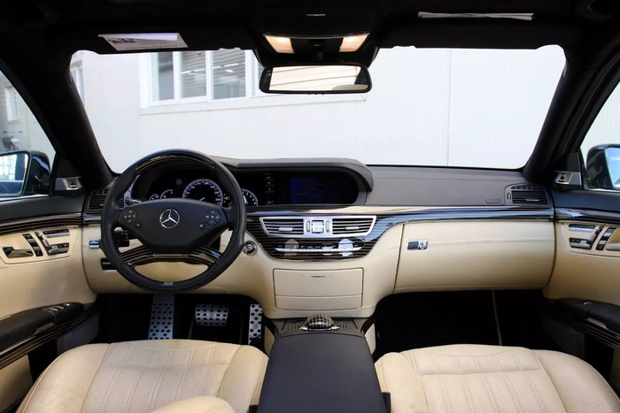 奔驰有一款S800你知道吗？没有三叉戟车标售价却到了400万