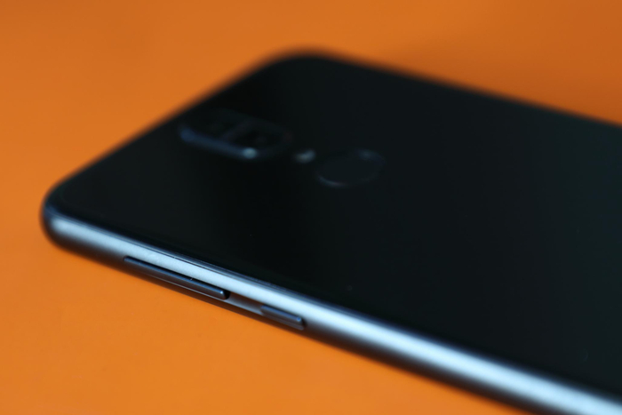 360手机N6 PRO评测，平实设计之下的诚意之作，全面屏，长续航|手机|续航|平实_新浪新闻