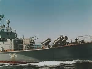 潜艇克星 我国海军舰艇反潜标配：RBU-1200反潜火箭深弹