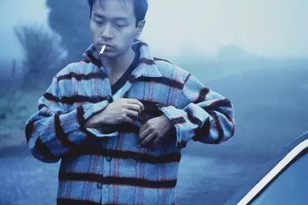 这部电影梁朝伟王家卫名利双收, 却让张国荣受尽委屈险些丧命