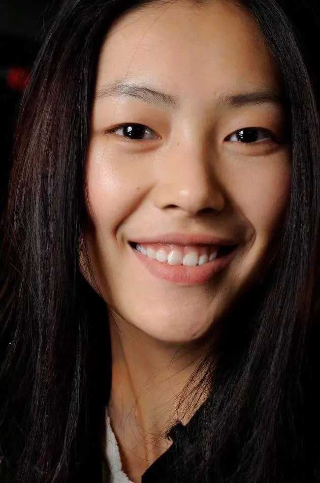 “高级脸”、“电影脸”到底长啥样？这种脸究竟为什么好看？