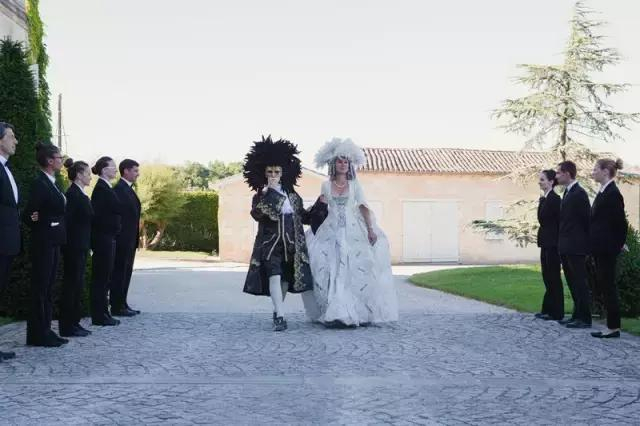 参加了一场法国上流社会的晚宴|法国|晚宴|上流_新浪新闻