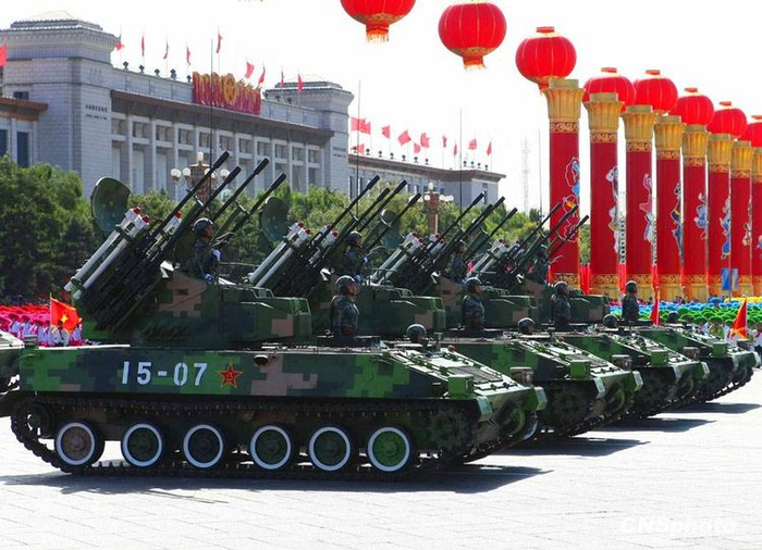 你知道阅兵式上使用武器的真面目吗？原来其中还有这么深的门道