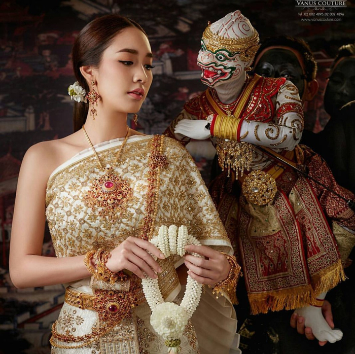 Min Pechaya近期拍了一组写真希望勤劳一点不要浪费颜值新剧“仙