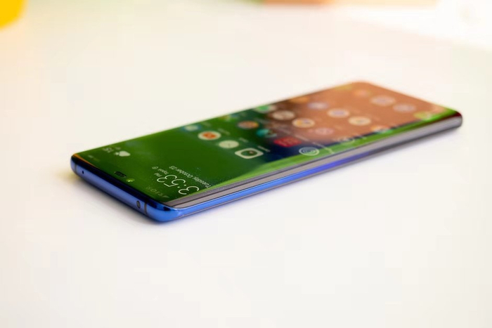 给你七千元，苹果iPhoneXR和华为Mate20pro怎么选？__财经头条__新浪财经