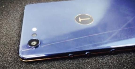 坚果Pro2S官方爆料：新增红蓝CP两种配色，TNT支持扩展平板电脑__财经头条__新浪财经