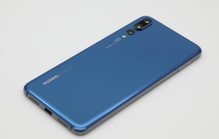 华为P20 PRO零售版开箱，15张大图看尽P20 PRO所有细节，值不值