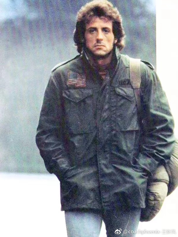 m65，喜欢的不得了，还差一件m65皮衣和一辆印第安纳。