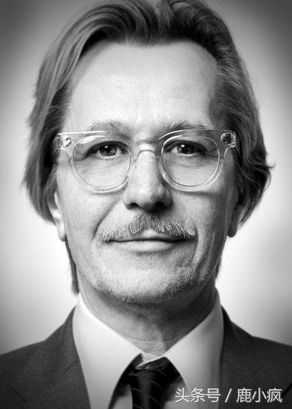 曾被乔伊“冷嘲热讽”的老戏骨，终于等来奥斯卡欠他的“小金人”