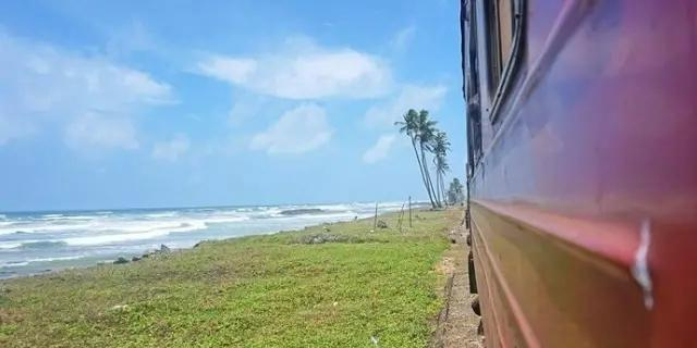 乘着海上小火车, 寻找千与千寻, 带你领略不一样的斯里兰卡!