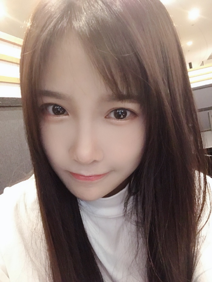 偶像女团BEJ48-苏杉杉可爱写真美照欣赏