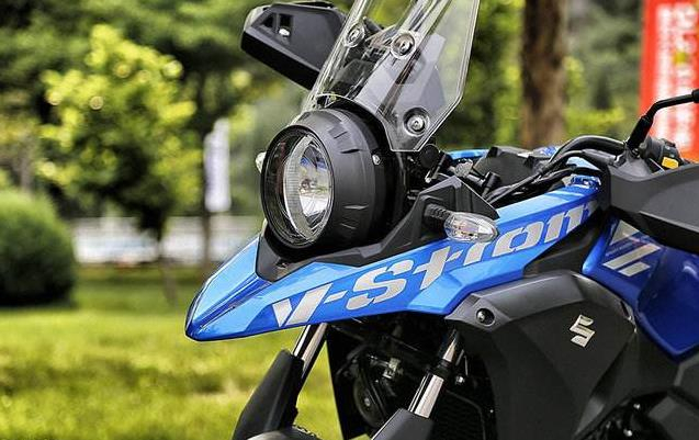 豪爵铃木DL250长途骑行机会，以及抗击东吴保暖性能很好操控