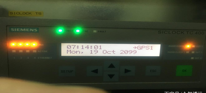 西门子PCS7OS系统时钟同步出现跳变的解决方法__财经头条