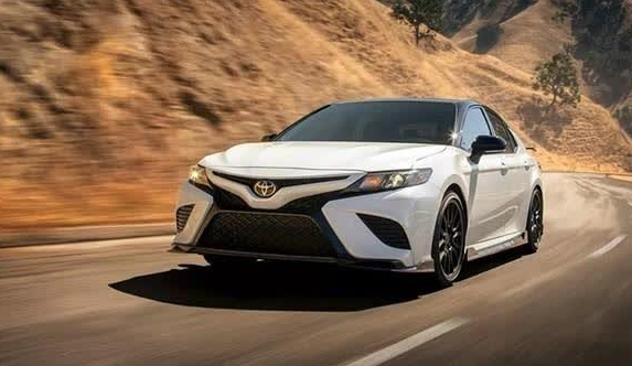 TRD凯美瑞，3.5L+8AT的组合，凯美瑞真正的战斗形态