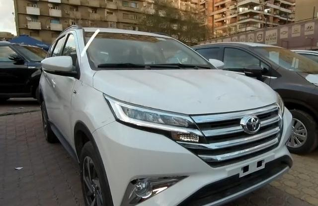 丰田特供中国小型SUV、RUSH|东南亚|落伍|三大件|大过|地皮_新浪新闻