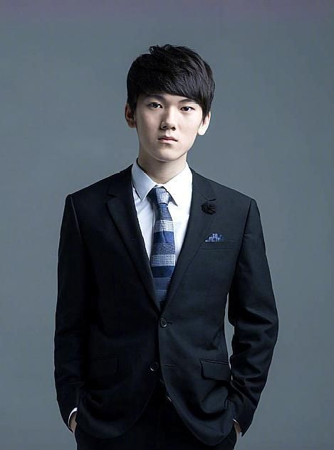 18岁的JackeyLove，自带电竞文男主光环，简直太撩了