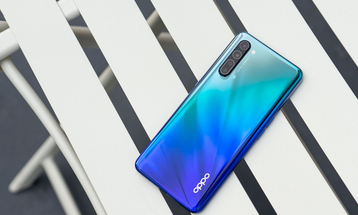 OPPO Reno3图赏：3D双曲面搭配7.96mm机身，这颜值到底值几分？